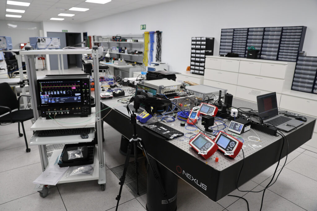 Dr. Anastasiya Ponosova and PhD student Ekaterina Borisova visit VQCC. • Vigo Quantum ...